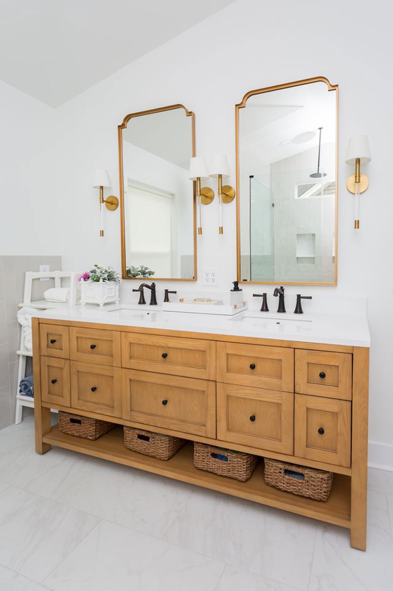 Project Larymore – Simply Curated Designs